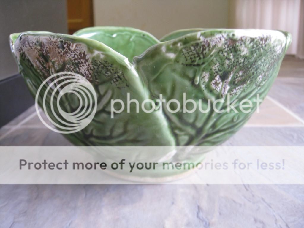 Cabbage Pottery Bowl | Antiques Board