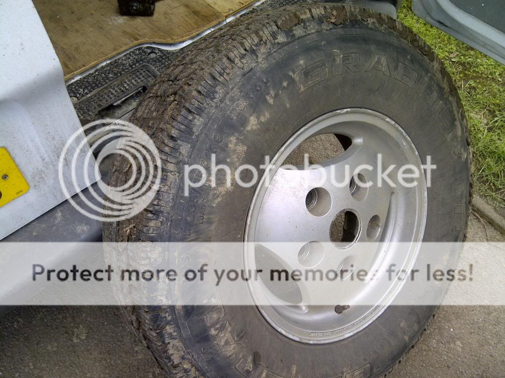 range rover classic alloys and tyres | LandyZone - Land Rover Forum